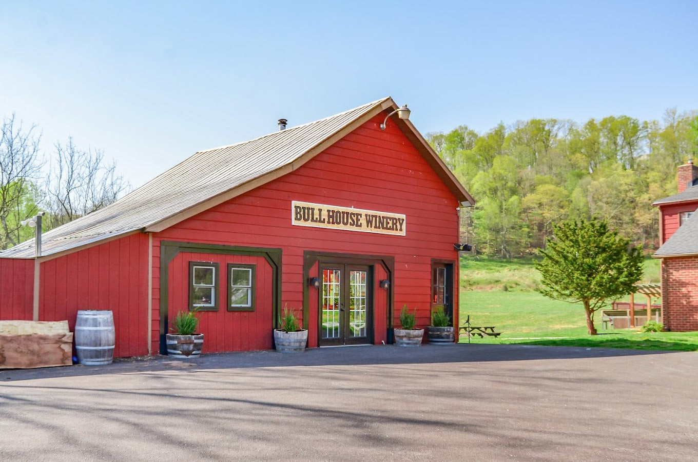 Bull House Winery | Historic Wine Venue & Unique Events in Parkton, MD